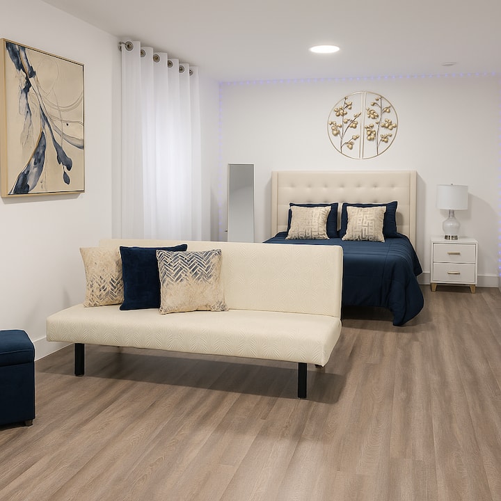 Stunning Studio: Spacious & Modern - Miami Gardens, FL