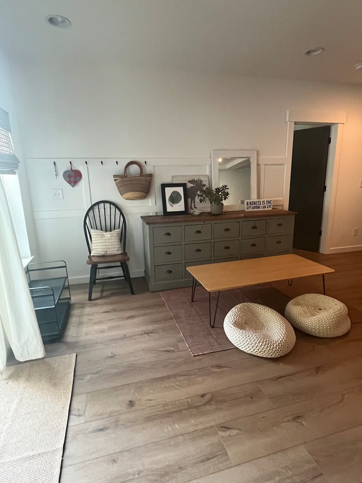 Puyallup Hideaway - Puyallup, WA