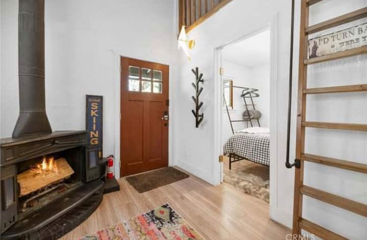 Koda’s Cabin-jacuzzi/bbq - Big Bear, CA