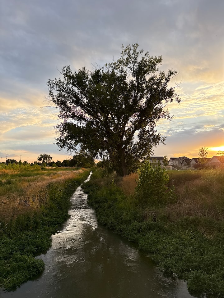 Creekside Haven: Cozy Home - Nampa, ID