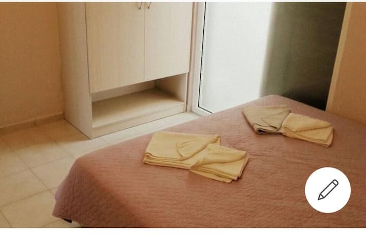 ακρογιαλι δωματιο δίπλα από τη θαλασσα - Кисамос