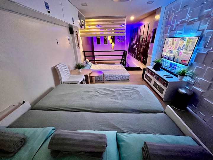 Blue Manhattan Suite & Game Room - Valenzuela