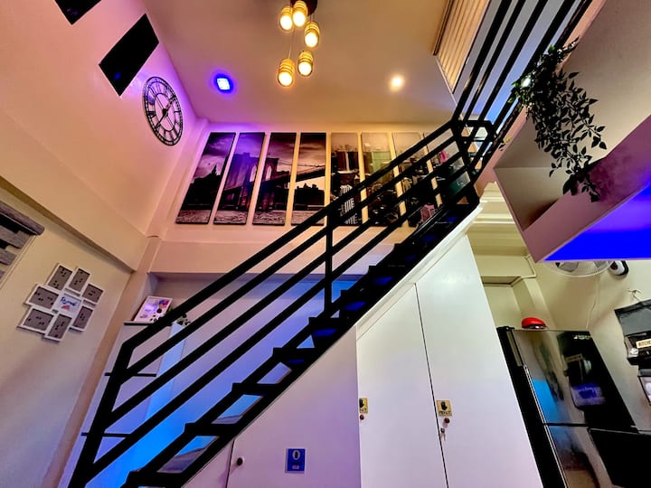 Blue Manhattan Game Room - Navotas