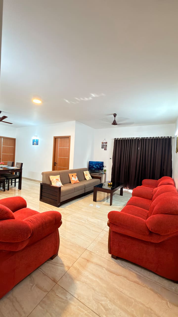 Cozy 3bhk City-center Apartment At Trivandrum - Thiruvananthapuram