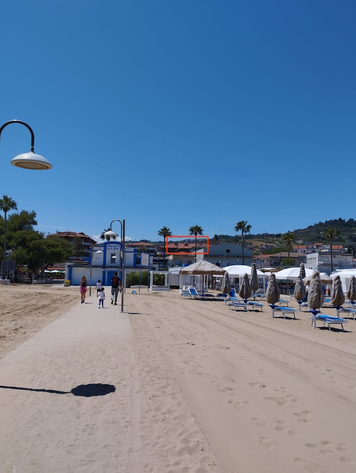 Mansarda Con Vista Mare - Centro - San Salvo