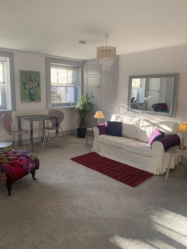 Elegant Regency Garden Flat With Parking - Cheltenham