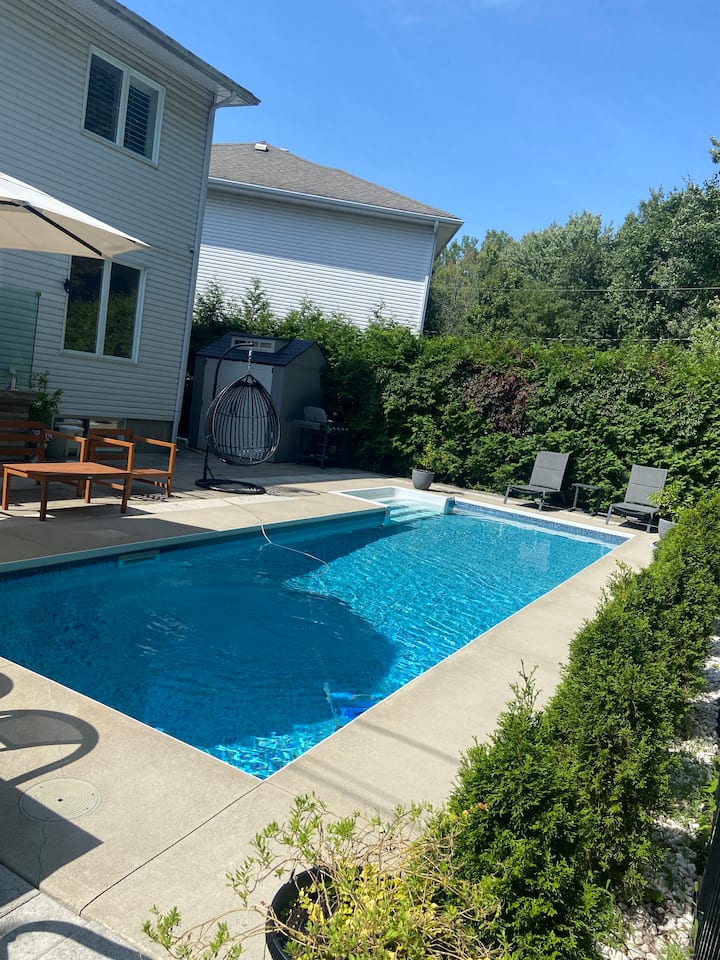 Cozy Home In Laval St Dorothée With Heated Pool. - Dorval