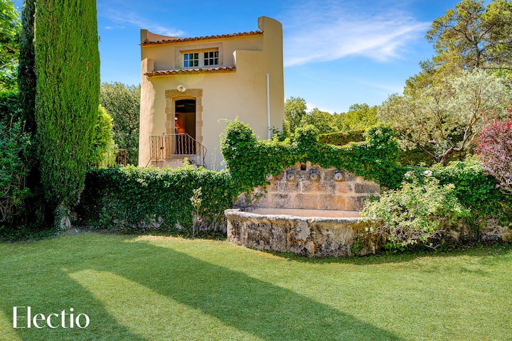 Le Pigeonnier I Domaine Tour Campanets - Saint-Cannat