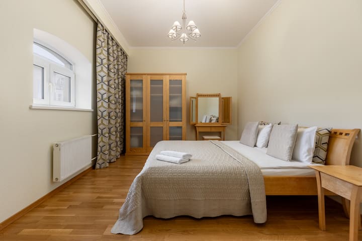 City Heart, Bright, Loft View, Free Parking - Riga