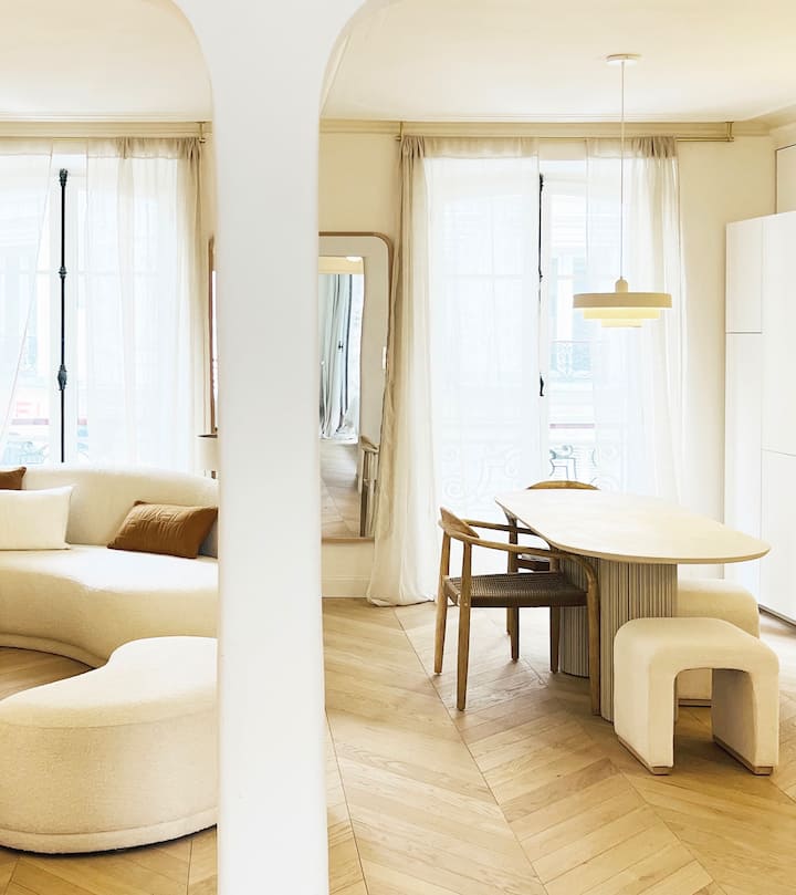 Montmartre Contemporain - Moulin Rouge