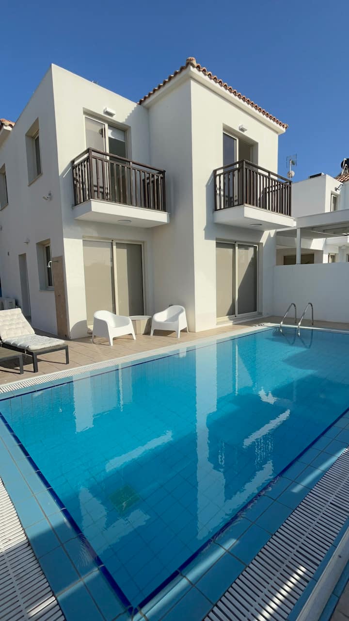 Protaras Beautiful Villa With Swimming Pool - Protaras