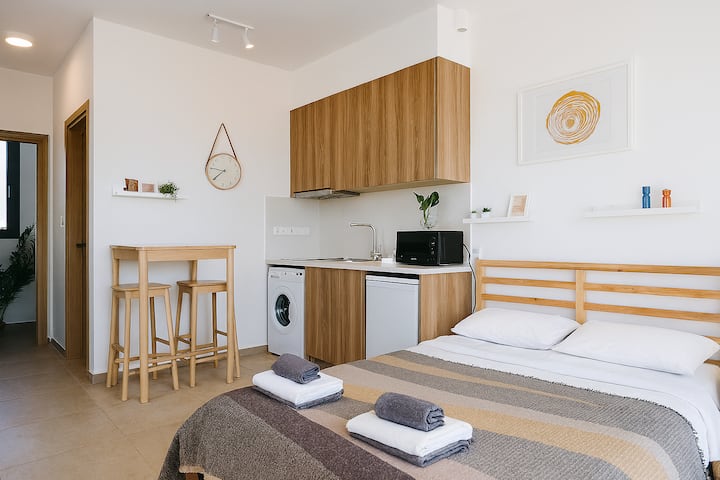 Beautiful & Cozy Studio In Paphos, Universal - Paphos