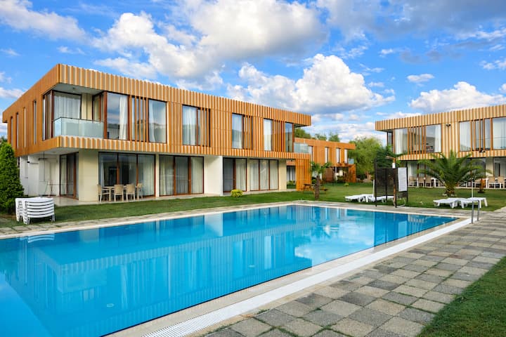Avec Piscine - 100&nbsp;M² 2+1 | Deux Salles De Bains | Deux Lits King Size - Şile