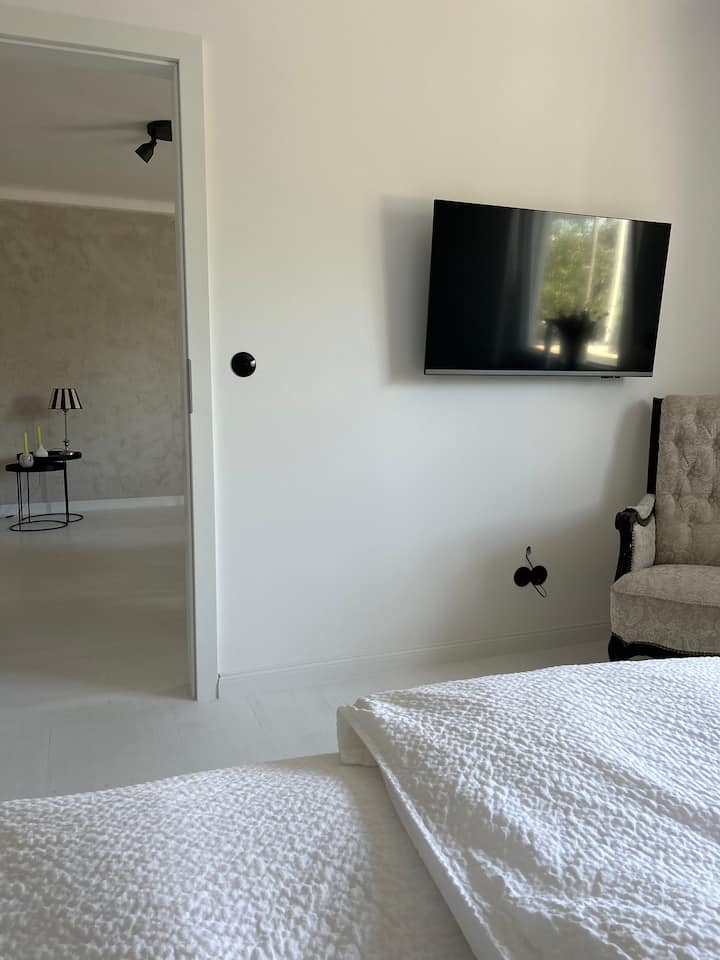 Stylisches Townhouse In Losheim - Zentral & Ruhig - Saarland