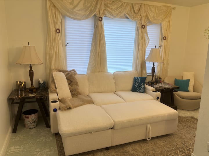 Granny's Corner Suite - North Dakota