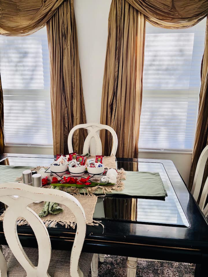 Granny's Corner Suite - North Dakota