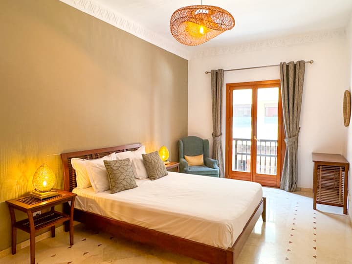 Refined & Elegant Apartment With Balcony In Plaza - Marrakech