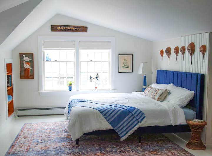 Cozy Loft In Nantucket Town - Nantucket, MA