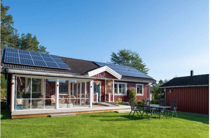 Stort Sjönära Hus I Vackra Hälsingland - Delsbo