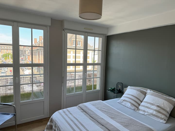 Appartement Hyper Centre Lumineux Avec Balcon - Abbeville