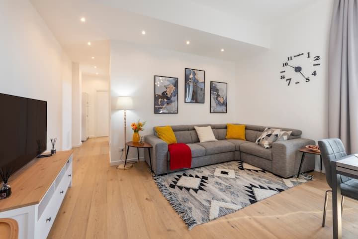 Milan Central Luxury Apartment - 2bdr (Wifi-ac) - Milan