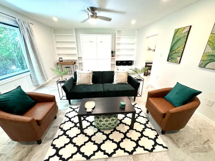 Private Luxury Unit: Beach Across St, Port 8 Miles - Cocoa Beach, FL