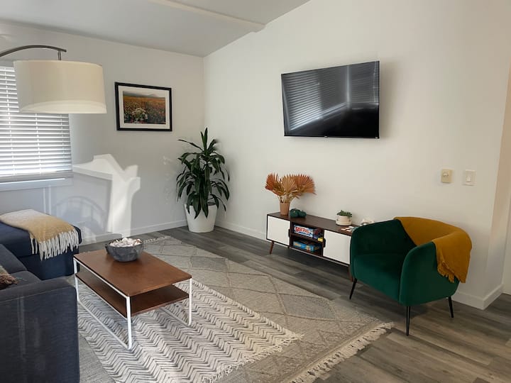 The Peninsula- Bayside - Cypress, CA