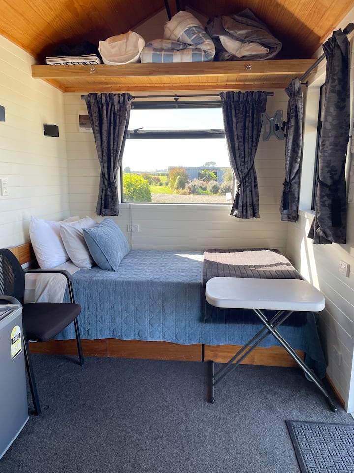 Tiny Home On Cherry Tree Lane 

Elite Chalet - Taranaki