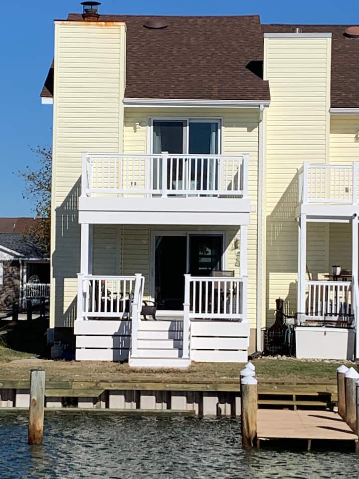Cozy Townhome On The Bay. - Ocean City, MD