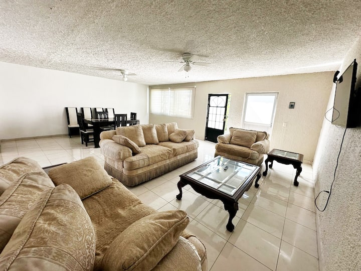Encantadora Casa En Planta Alta. - Zapopan