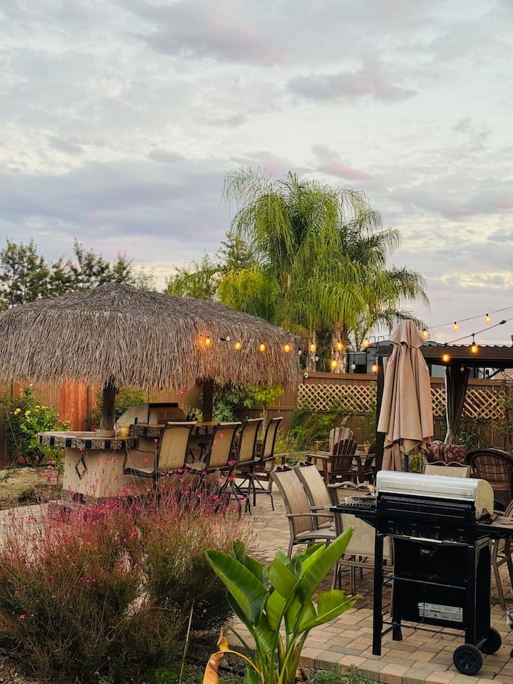 Entire 5 Bd House With Backyard Close To Wineries - Murrieta, CA