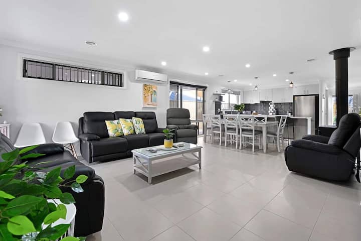 Ophir. Six-bedroom Entertainer. Bathurst - Bathurst