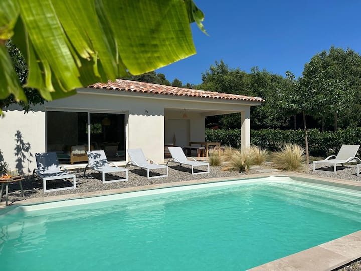 Villa Neuve 2p. Clôturée Au Calme, Piscine, Clim - Salernes