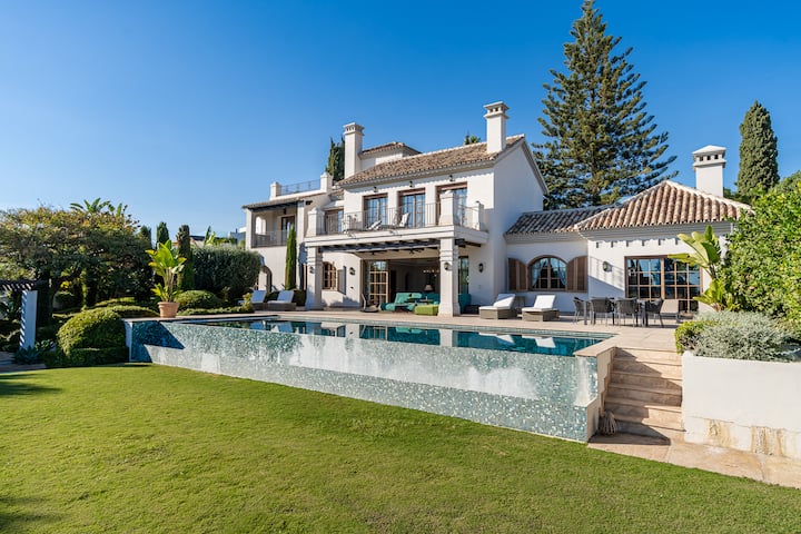 Villa Carolina De 6&nbsp;Chambres Avec Vue Sur La Mer, Golden Mile&nbsp;! - Marbella