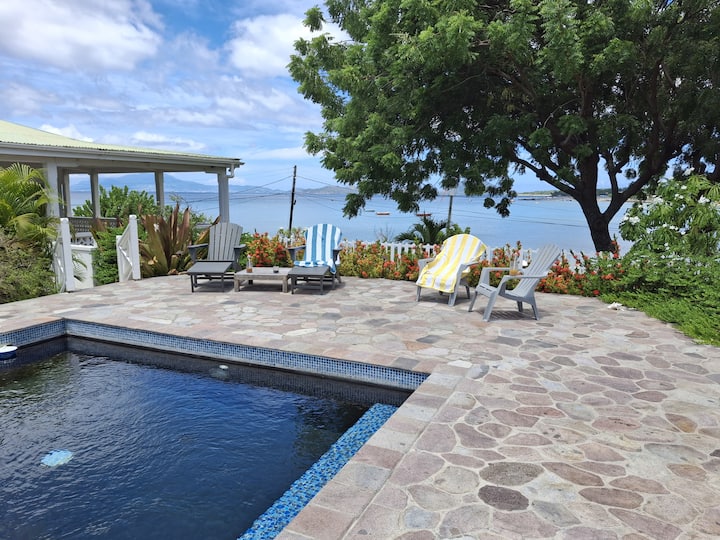 Hummingbird Apartment - San Cristóbal y Nieves