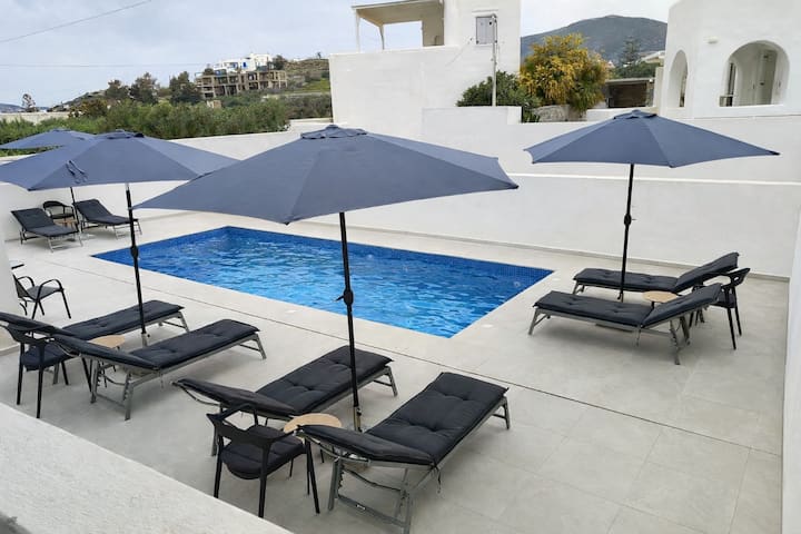 Sunny & Blue 4 / Luxury Studio With Balcony - Paros