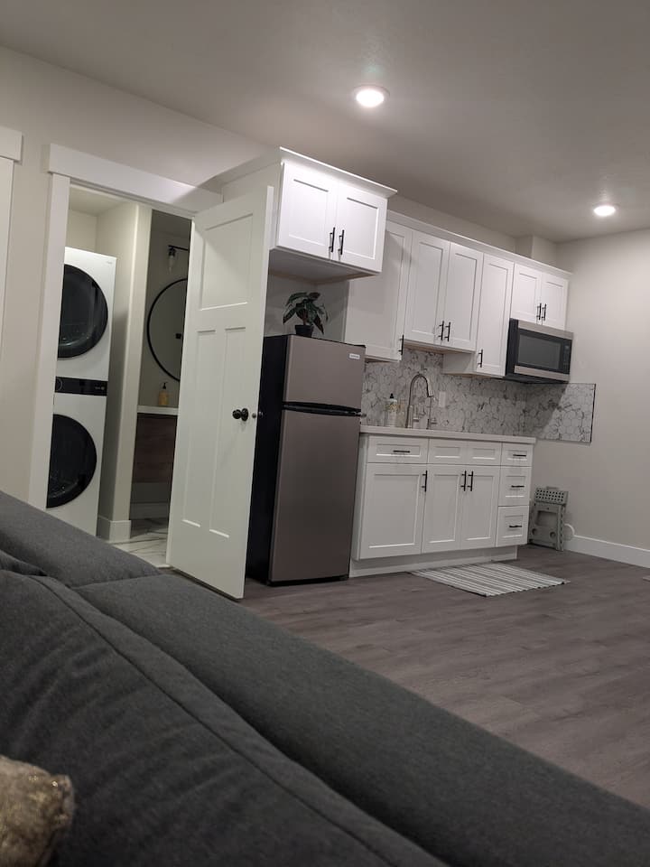 Mountain Top Guest Suite - Lehi, UT