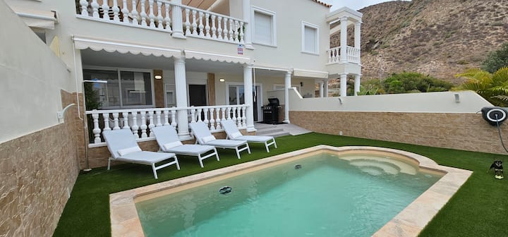 Villa De Luxe Avec Piscine Privée Et Cinéma - Canary Islands