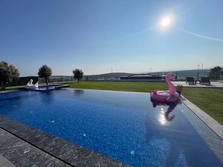 ÇEşme’de Lüks Villa - Çeşme