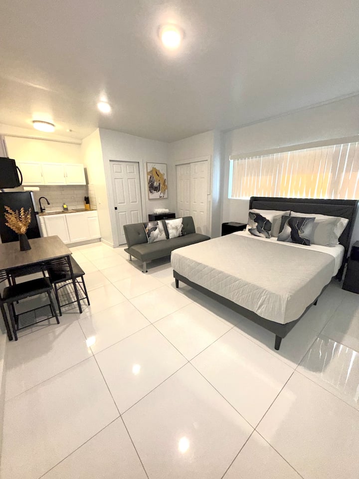 Private Brand New Apartment. - Miami Gardens