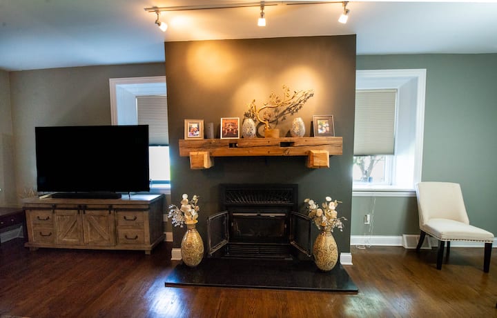 Cozy Ranch Stay | Nature & Stars - Lake Geneva, WI