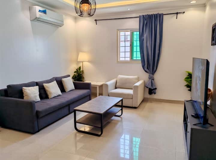 2/2 Bd Apt, W A Roof, Bakary In The Buld - Riyadh