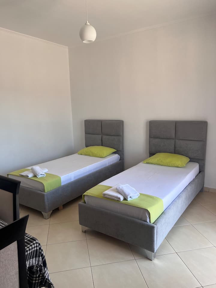 Villa Luiza- 1 Bedroom Apartment - Ksamil