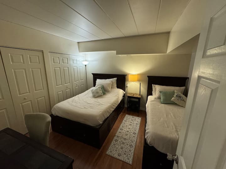 Cozy Condo In Shadyside - Pittsburgh, PA