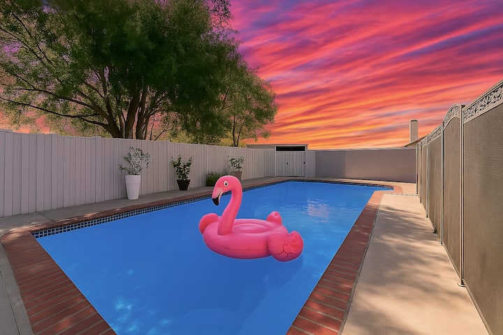 Heated Pool Oasis In La - Close To Universal - Los Angeles, CA