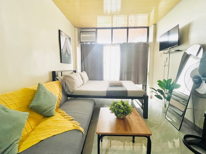 Complete Amenities Affordable Airbnb In Naga City - Naga
