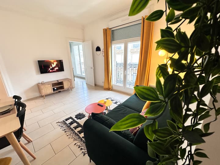 Clovis 3 Grand T2 Confortable Au Centre-ville - Reims