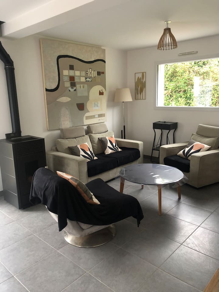 Jolie Maison Contemporaine Pour 2 Ou 4 Personnes - Saint-Lunaire