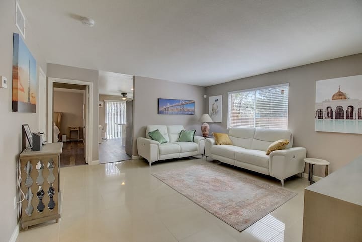 3b/2ba Furnished Pioneer Park Lv - Las Vegas, NV