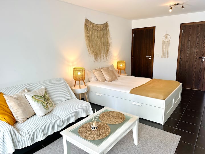 Cozy Studio 5 Min Walk To Beach - Costa de Caparica